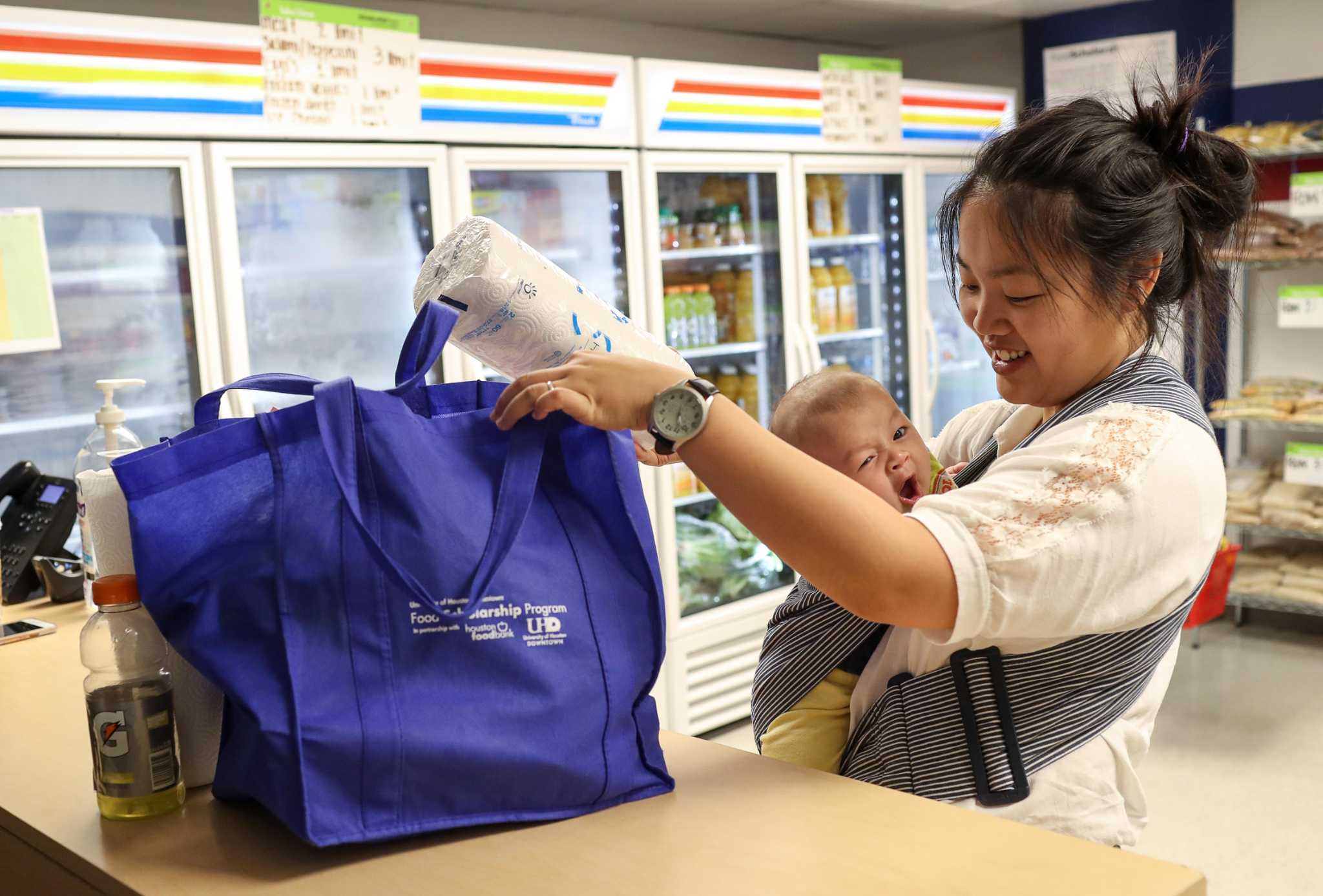 UHD’s food market provides free groceries weekly, letting students ...