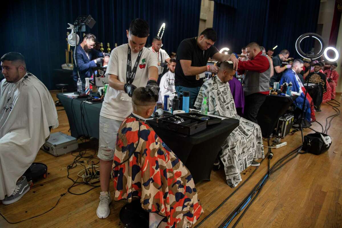 Barbers cut a niche at San Antonio expo