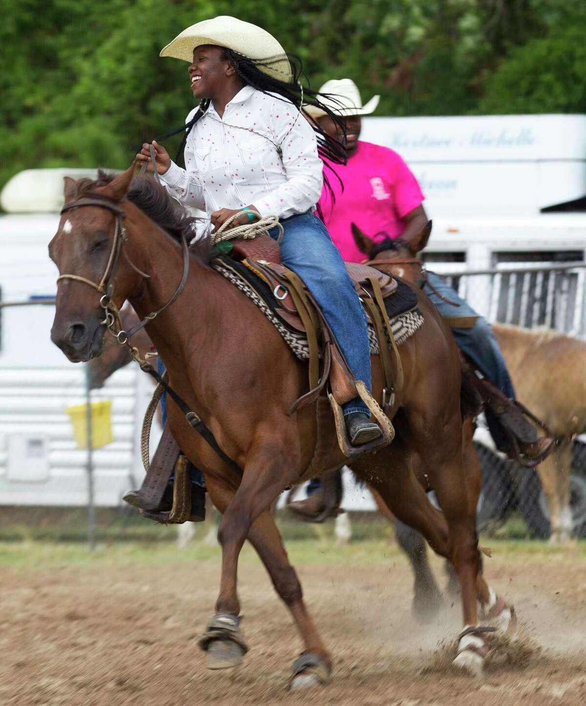 Riders tip hats to inaugural All Girls Rodeo in New Caney