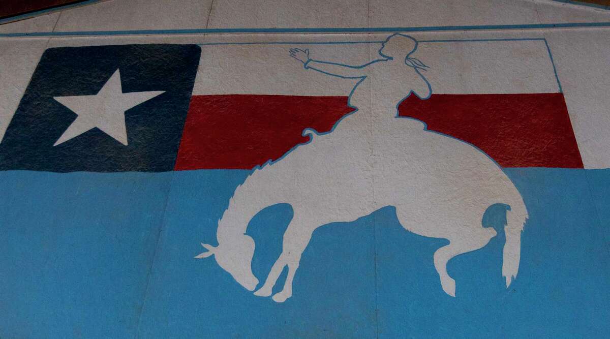 Riders tip hats to inaugural All Girls Rodeo in New Caney