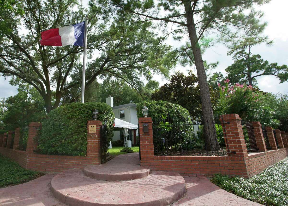 VIP view: Inside the French consul general's Bastille Day cocktail ...