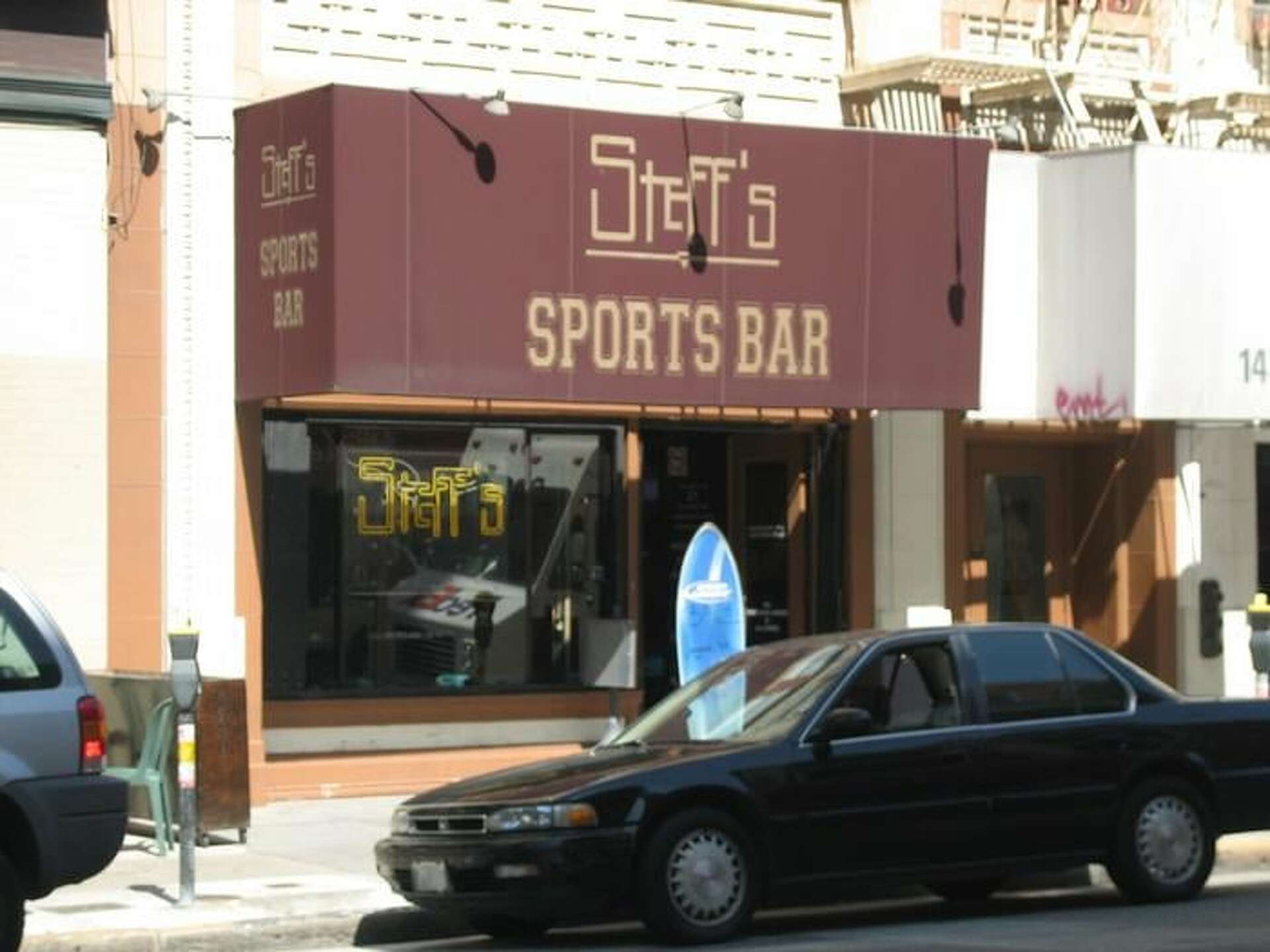 The best bars near Oracle Park, the Oakland Coliseum, Oracle Arena, and ...