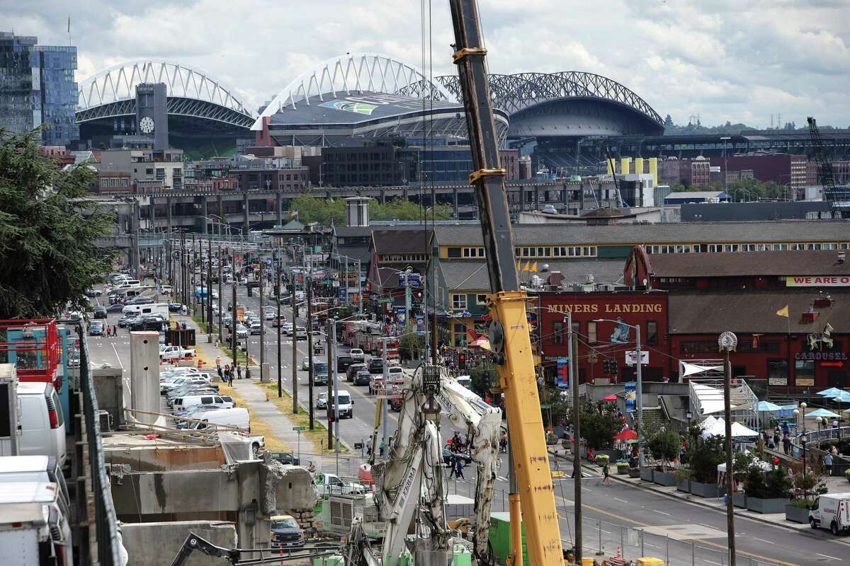 Before-and-after photos of Seattle waterfront as Alaskan Way Viaduct ...