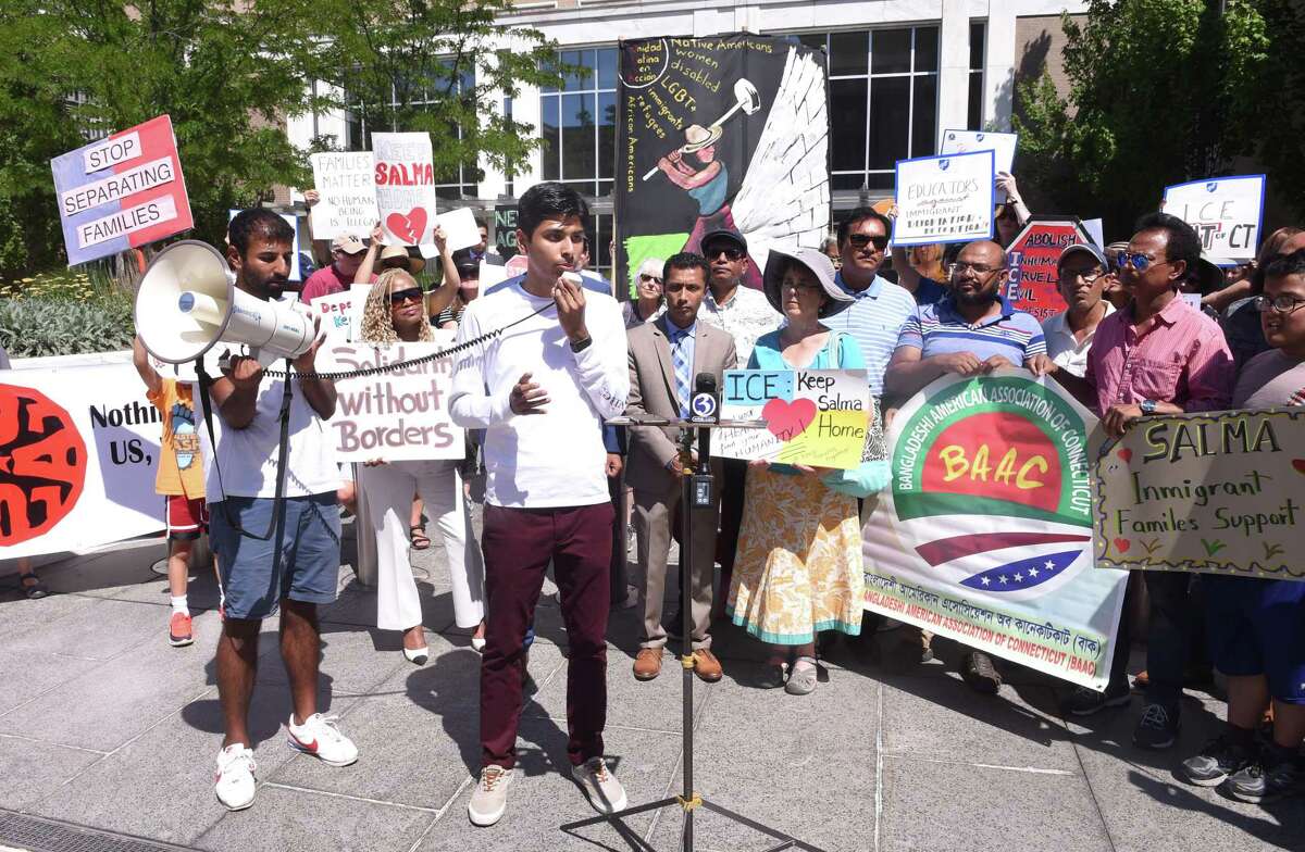 Decision delayed on New Haven couple’s asylum case