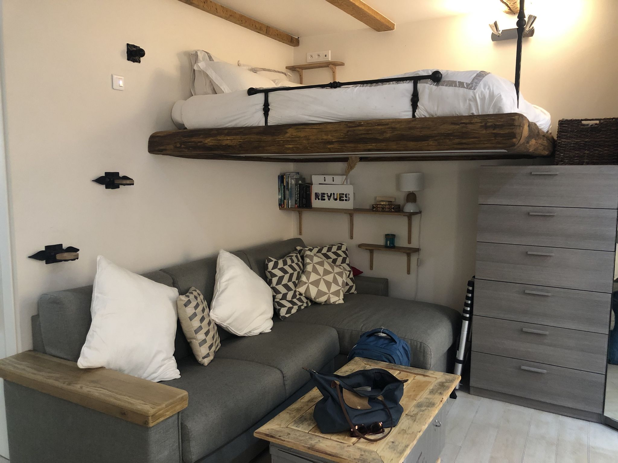 How to pull off a surprisingly cheap French dream vacation