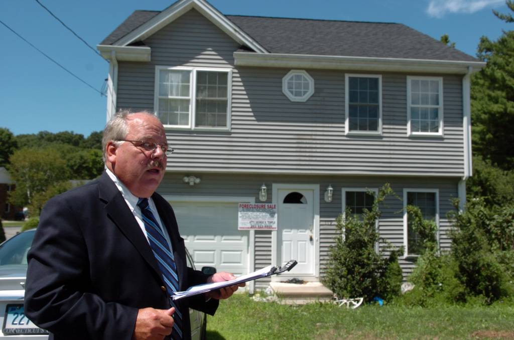 Few have interest in buying terrorist's house