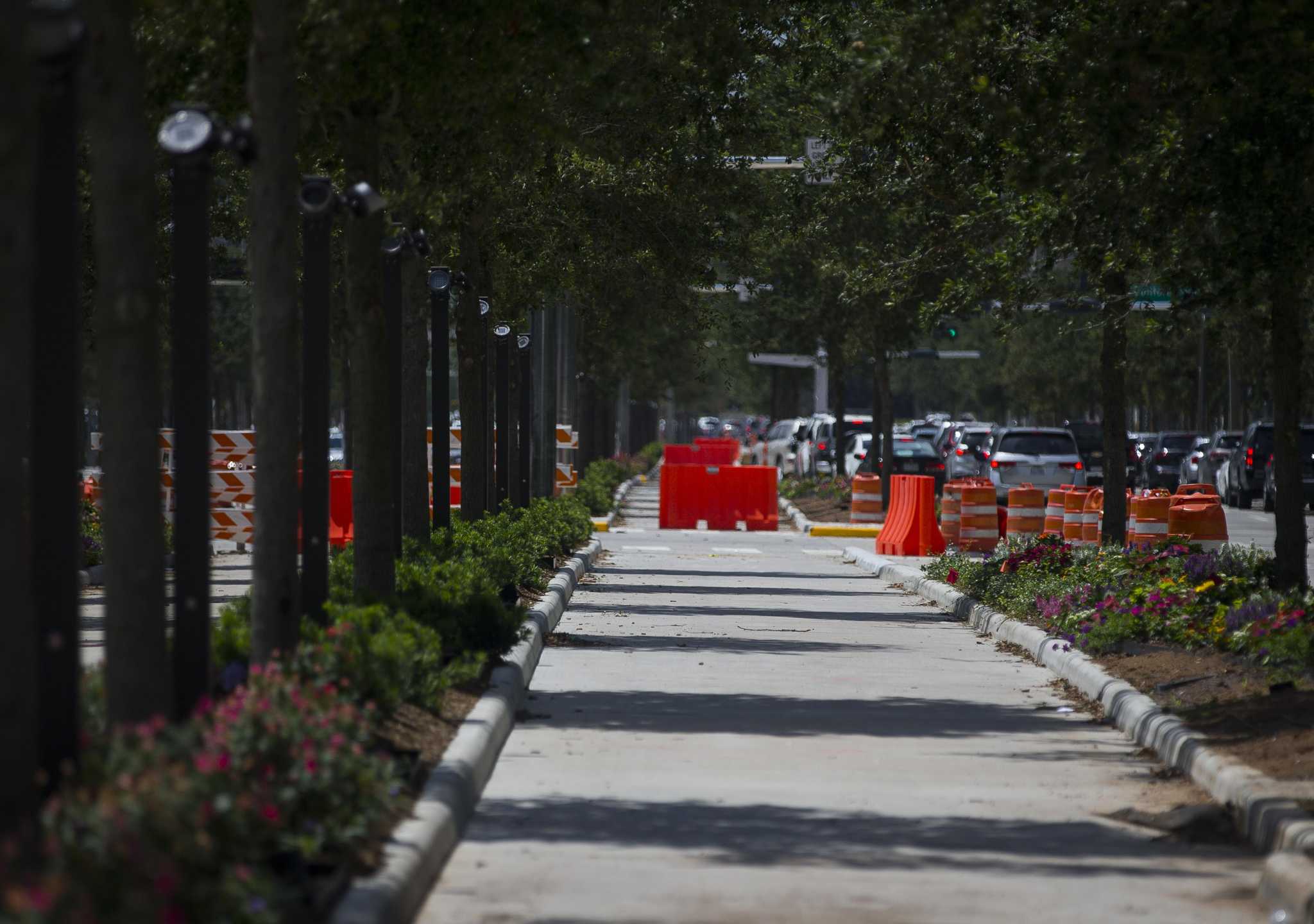 Post Oak BRT branded MetroRapid while station names stick to streets