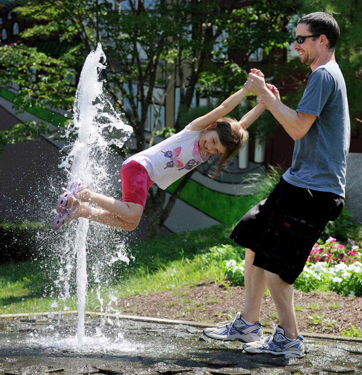 Cooling centers open as heat comes to CT