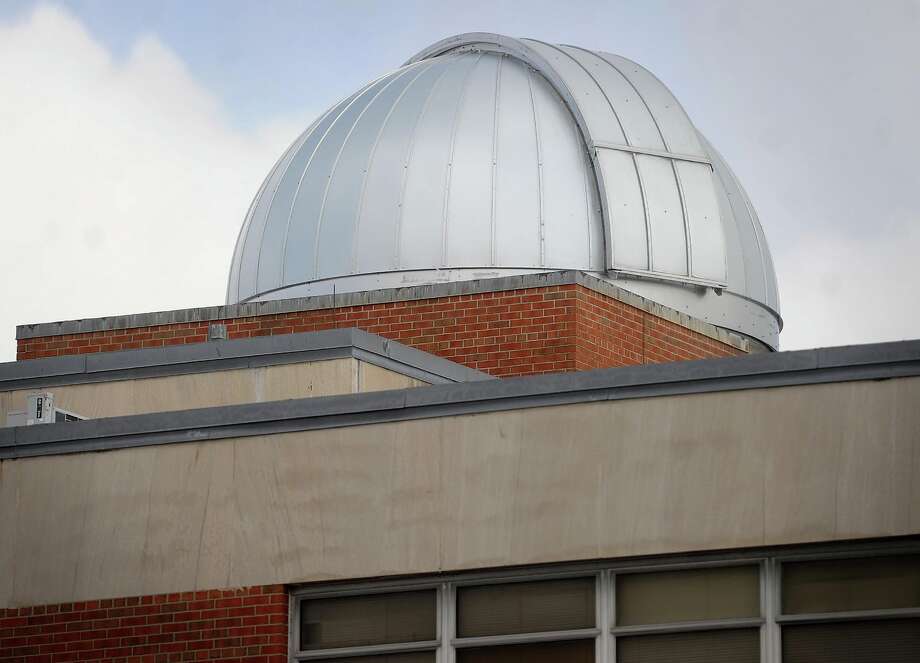 Planetarium might not be stars for new Bassick - Connecticut Post