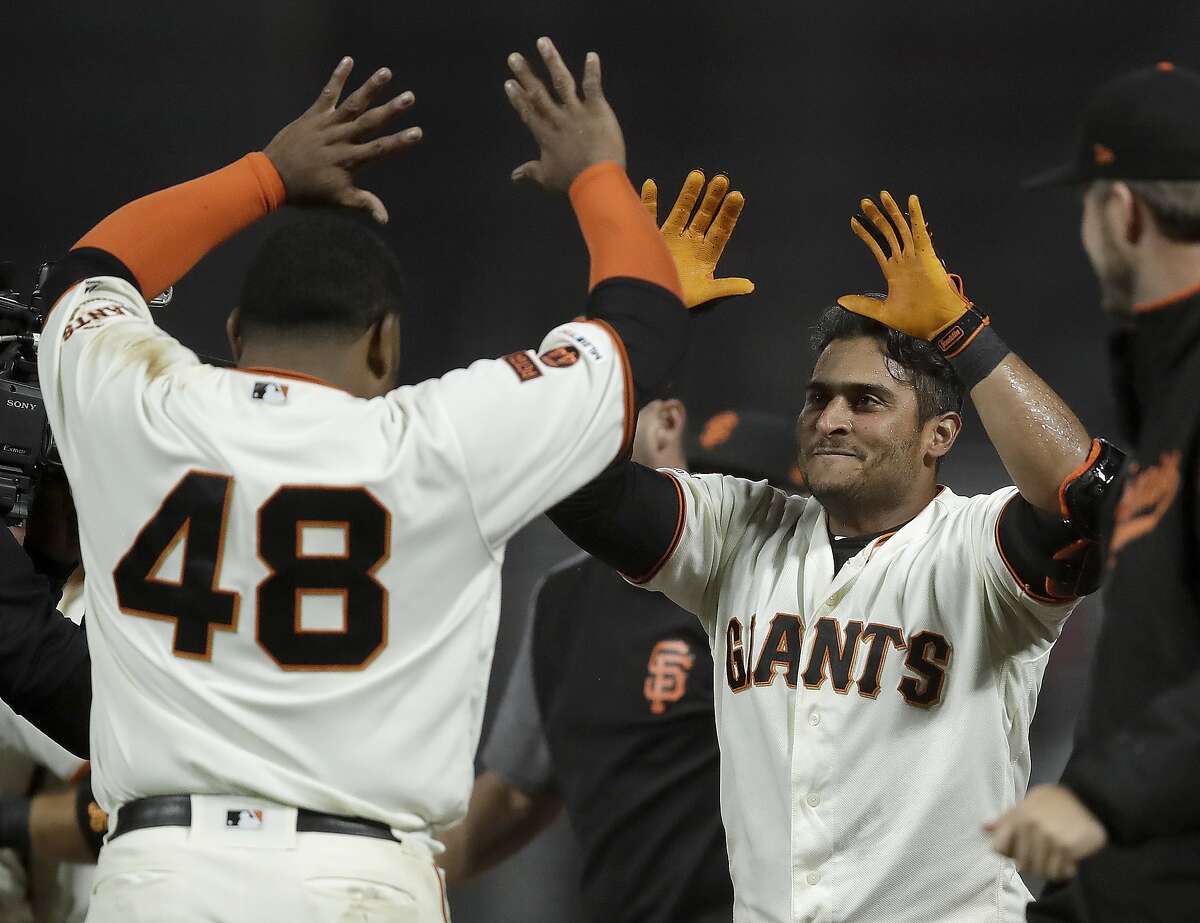 Giants’ Madison Bumgarner sparkles, Donovan Solano gets decisive hit in ...
