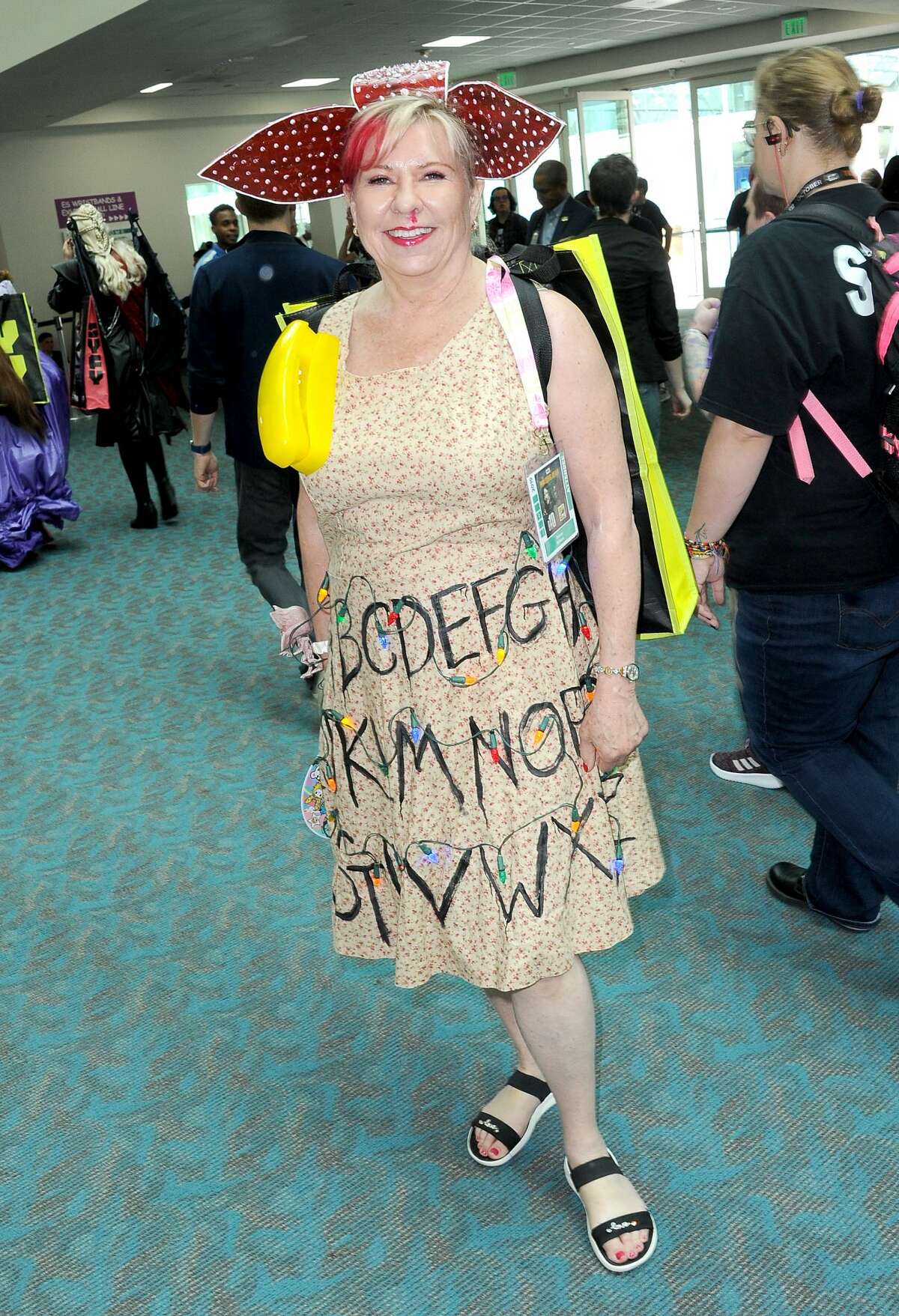 Darth Trump, Spider-dog and Area 51 escapees: The cosplayers of San ...