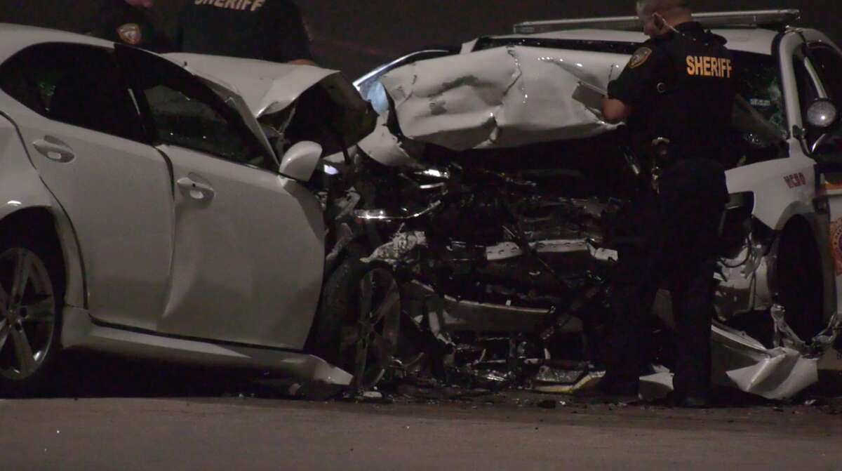Officials: Wrong-way driver hurts 2 Harris County deputies, kills ...