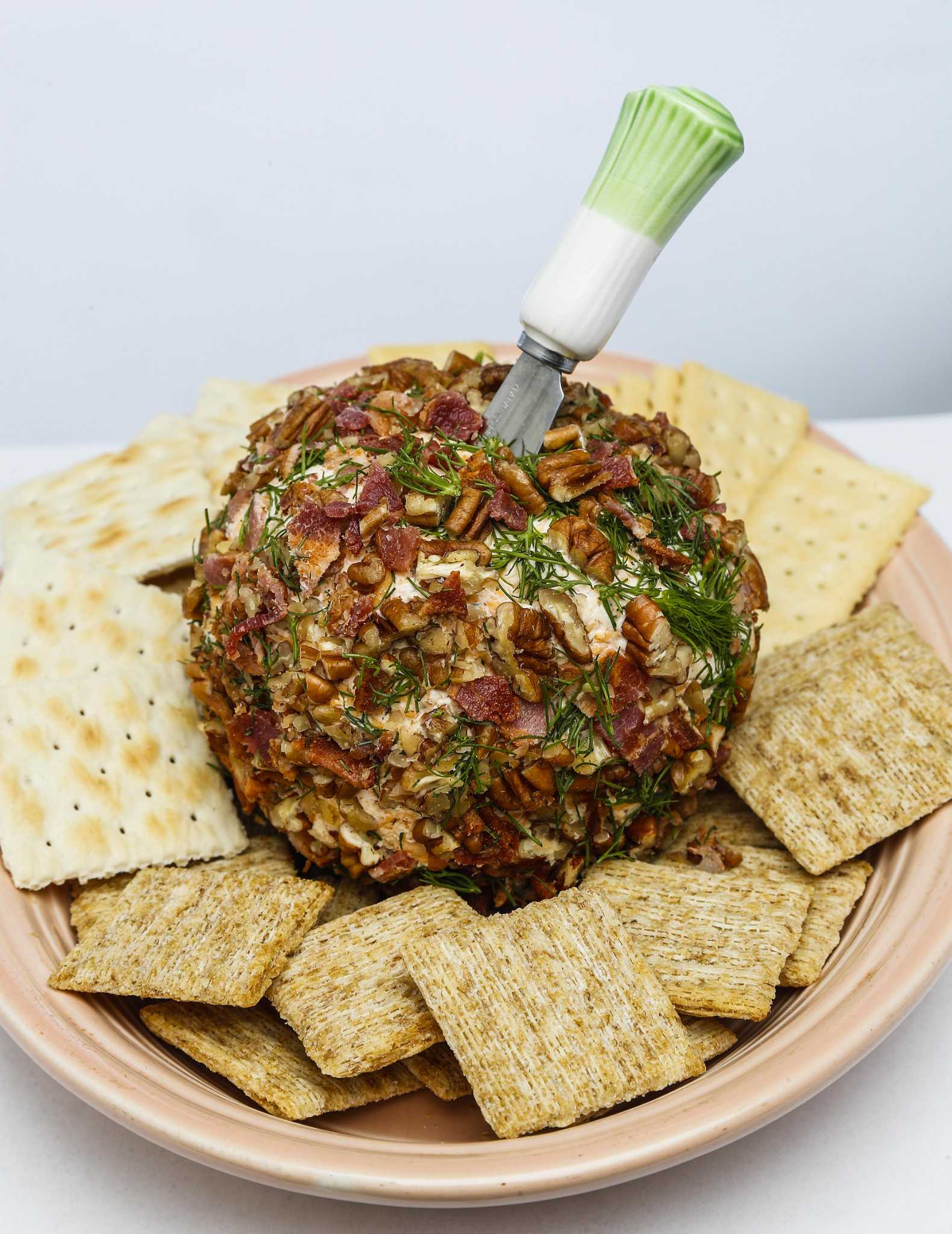 Recipe: Dill Pickle Cheese Ball