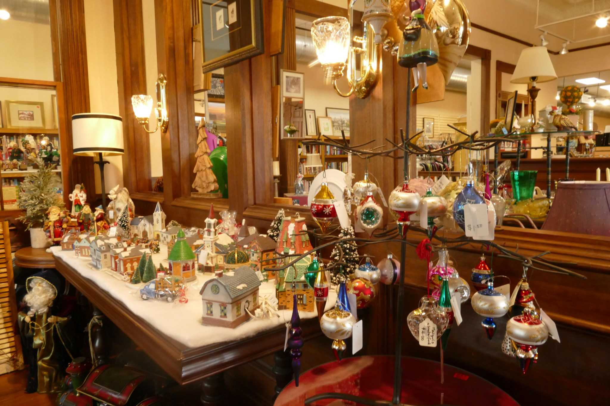 Ridgefield Thrift Shop transforms into a winter wonderland