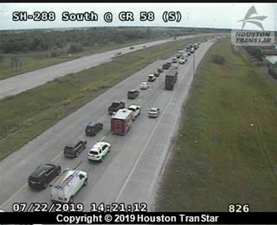 Fatal Crash Closes Texas 288 In Brazoria County Houston Chronicle