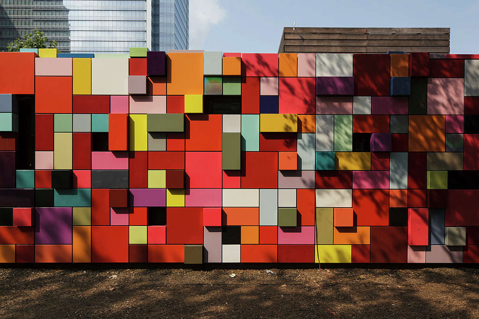 The Houston area's best backdrops for family photos