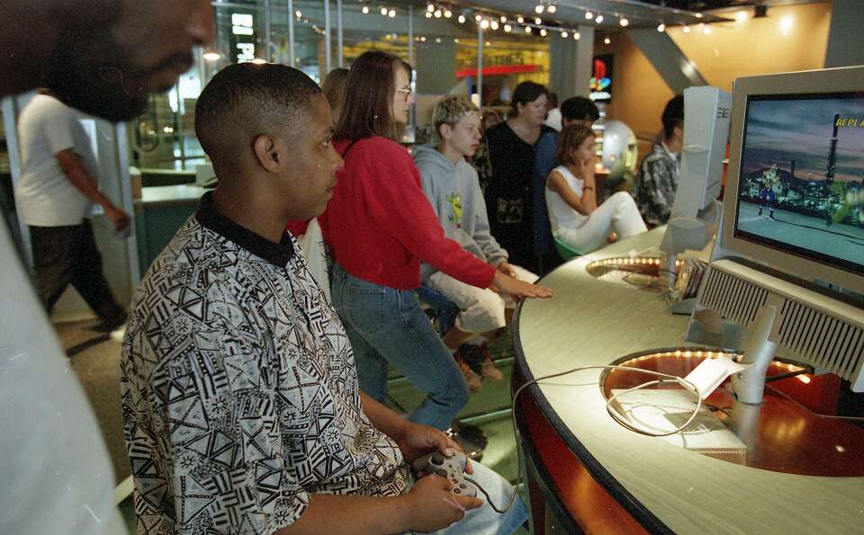 Requiem for Sony Metreon: San Francisco’s retail failure from the future