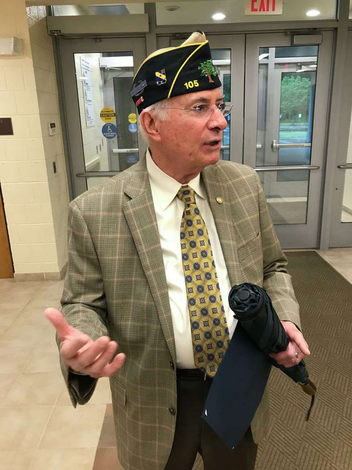 Bysiewicz, others honor Cromwell’s Vietnam veterans