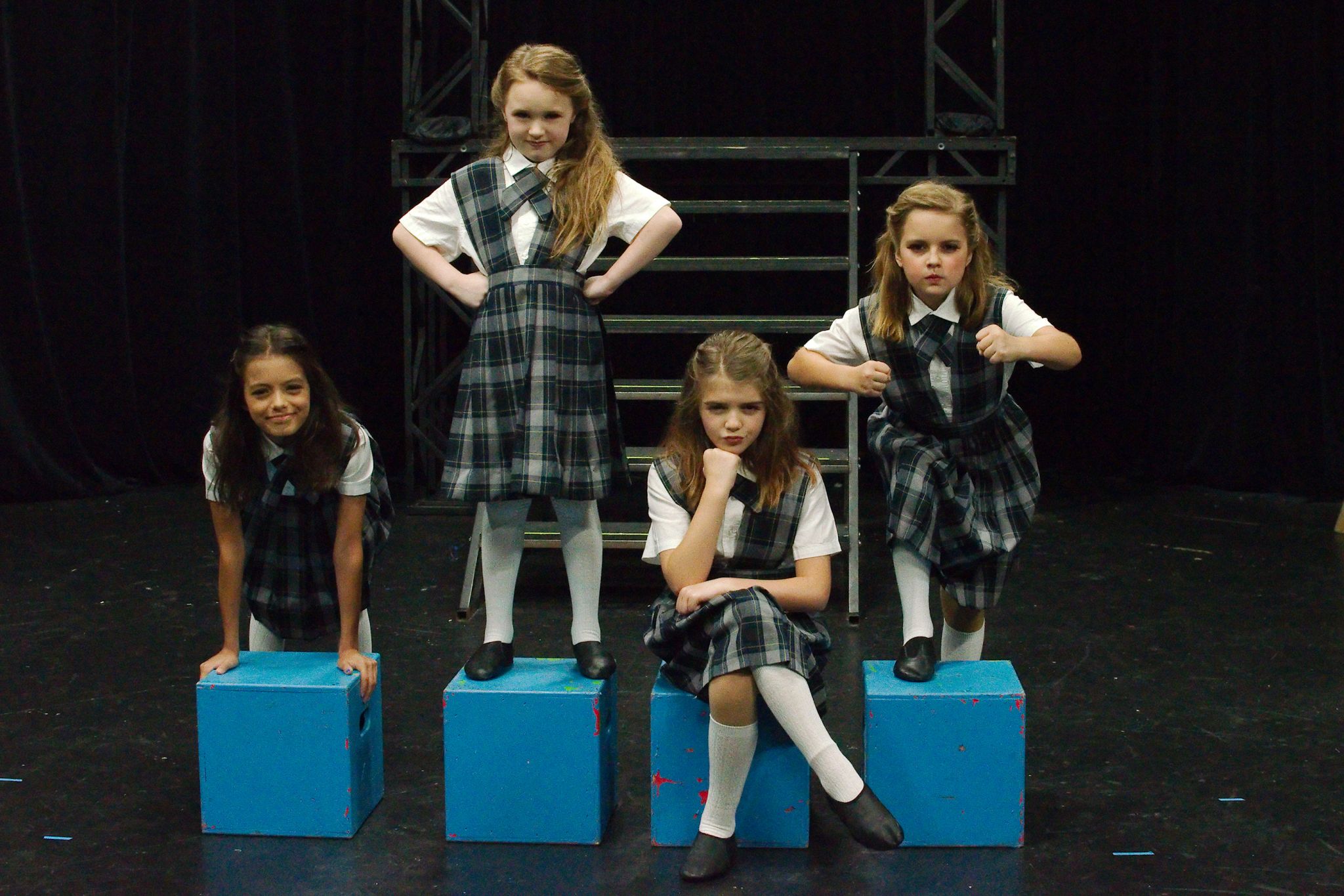4 Bay Area girls have a blast portraying telekinetic ‘Matilda’