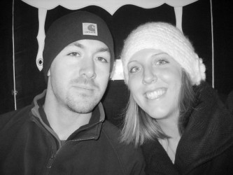 Caitlin Jones and Joshua Bearss announce their engagement