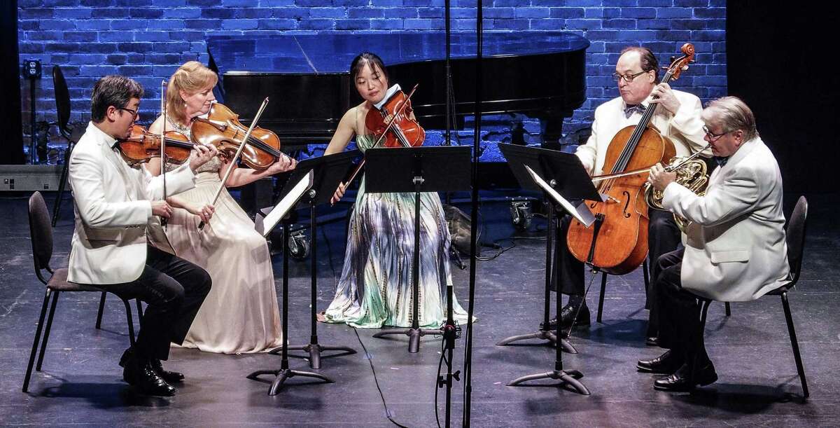Bach program at The Kate kicks off 50th season of Chestnut Hill Concerts