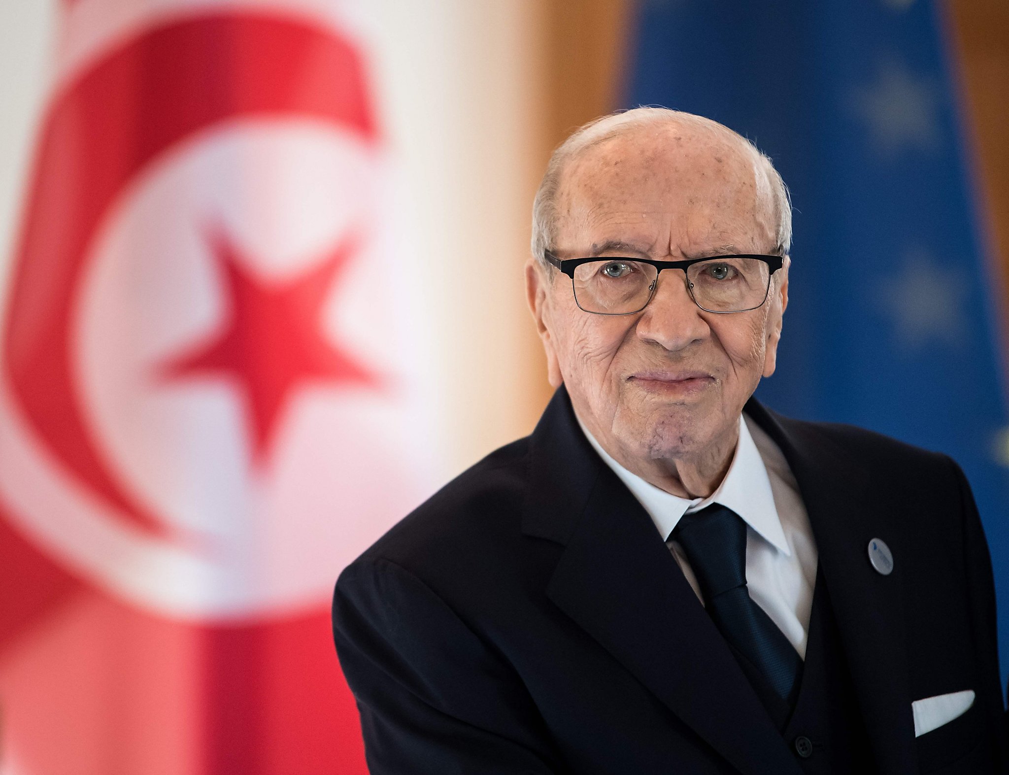 Tunisian leader Essebsi, 1st democratic leader, dies at 92