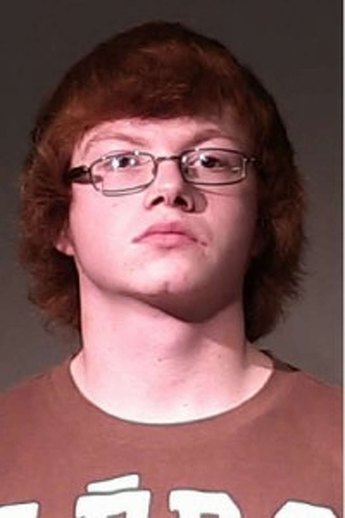 Two charged with breaking into former Marion gas station