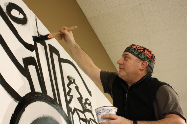 Artist creates abstract expression mural of Big Rapids