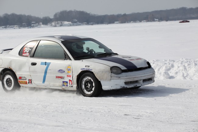 Michigan Ice Racing Association heats up Chippewa Lake with wheel-to ...