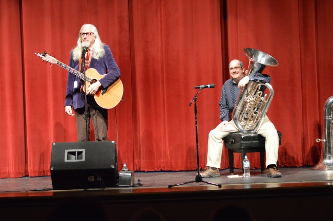 Heywood Banks provides a night of music and comedy