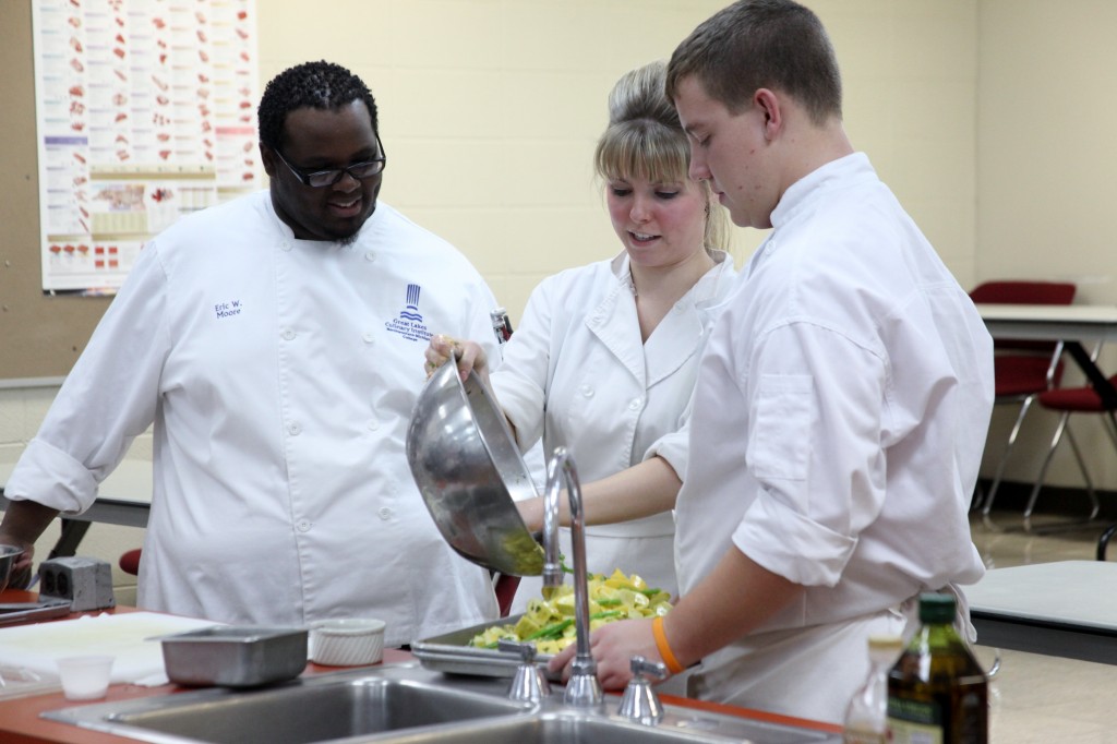 Ferris hosts international cooking class
