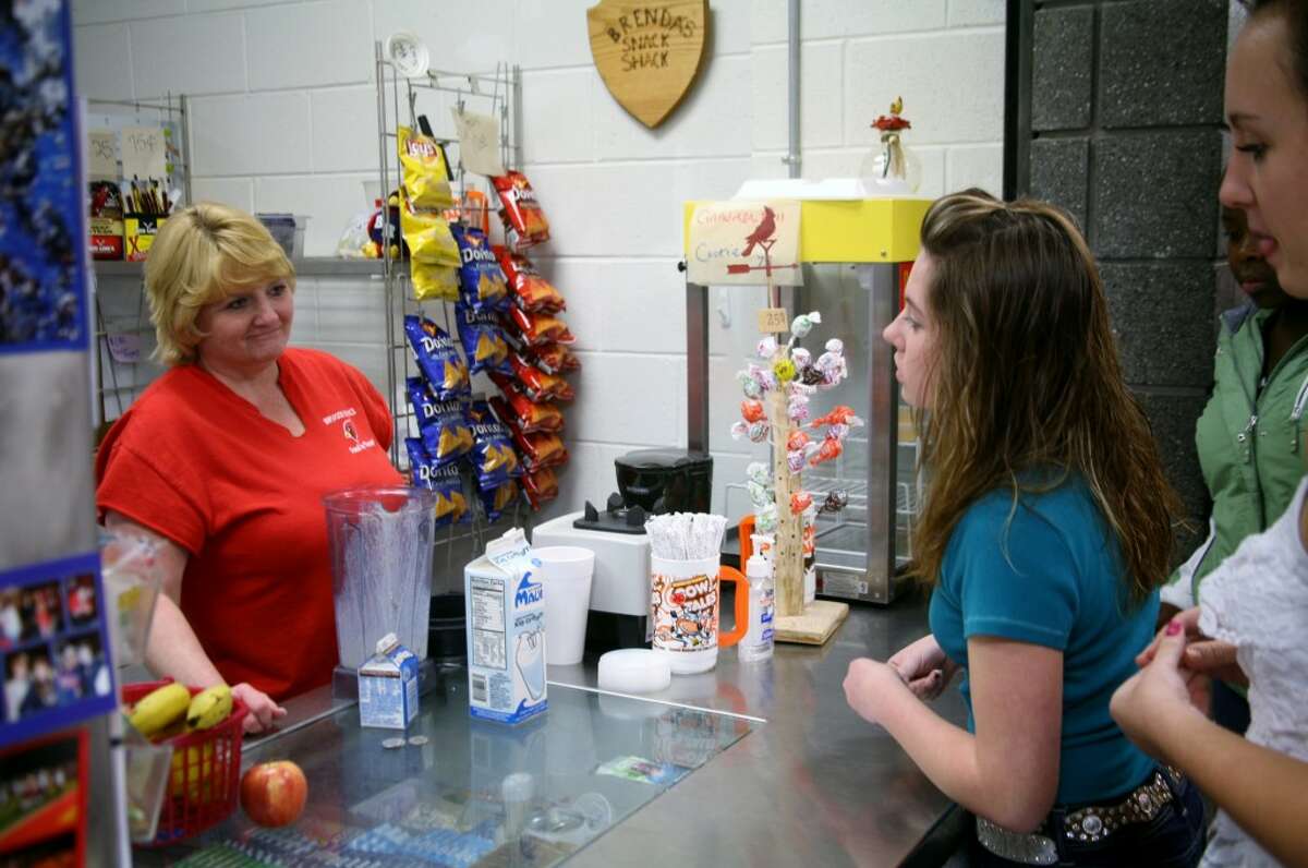 Schools see mixed reviews of new lunch menu