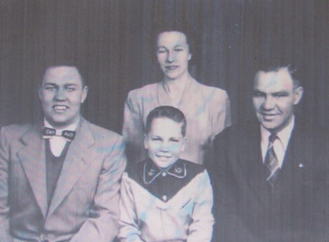 Do you know: the Roy W. Tubbs family