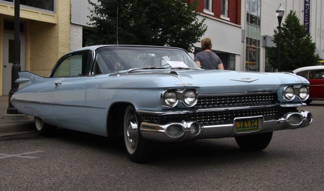 Classic Car Cruise brings enthusiasts downtown