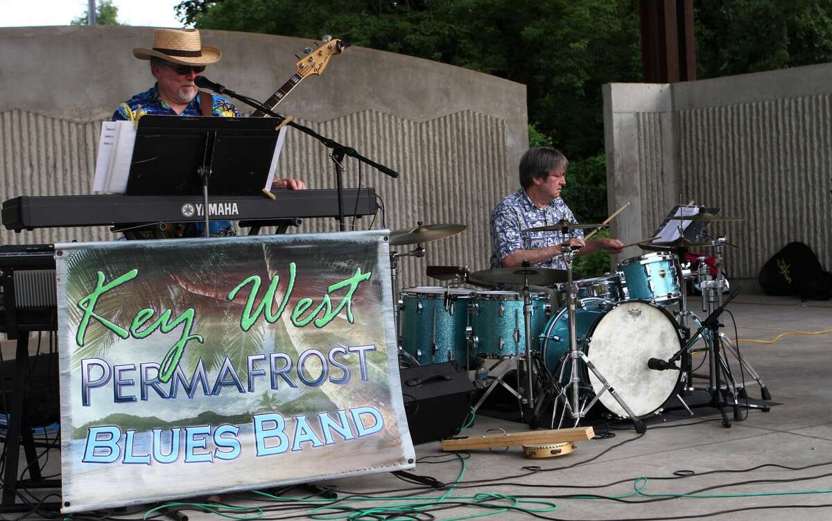 Key West Permafrost Blues Band gets audience dancing at free concert