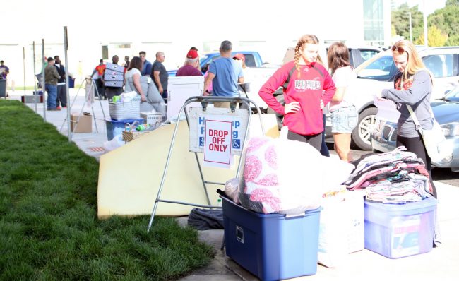 Students begin new academic year by unpacking