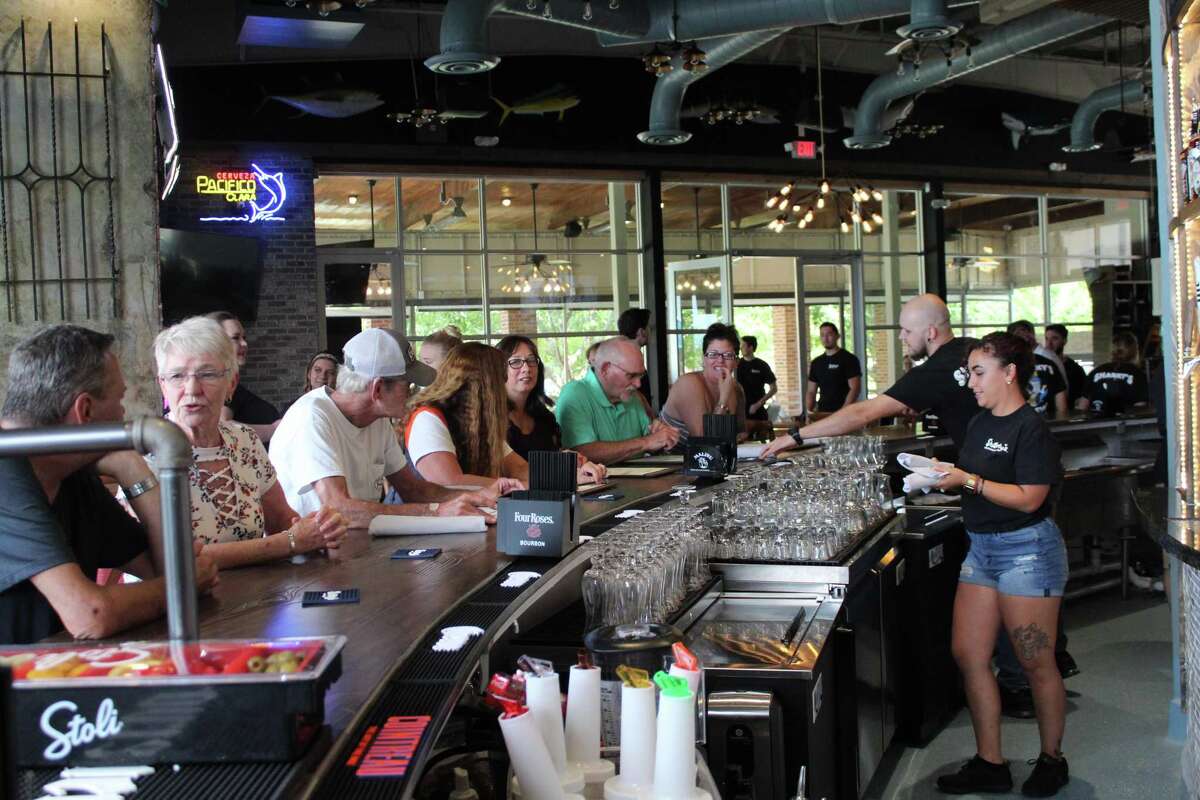 Sharky's makes triumphant return to Kings Harbor