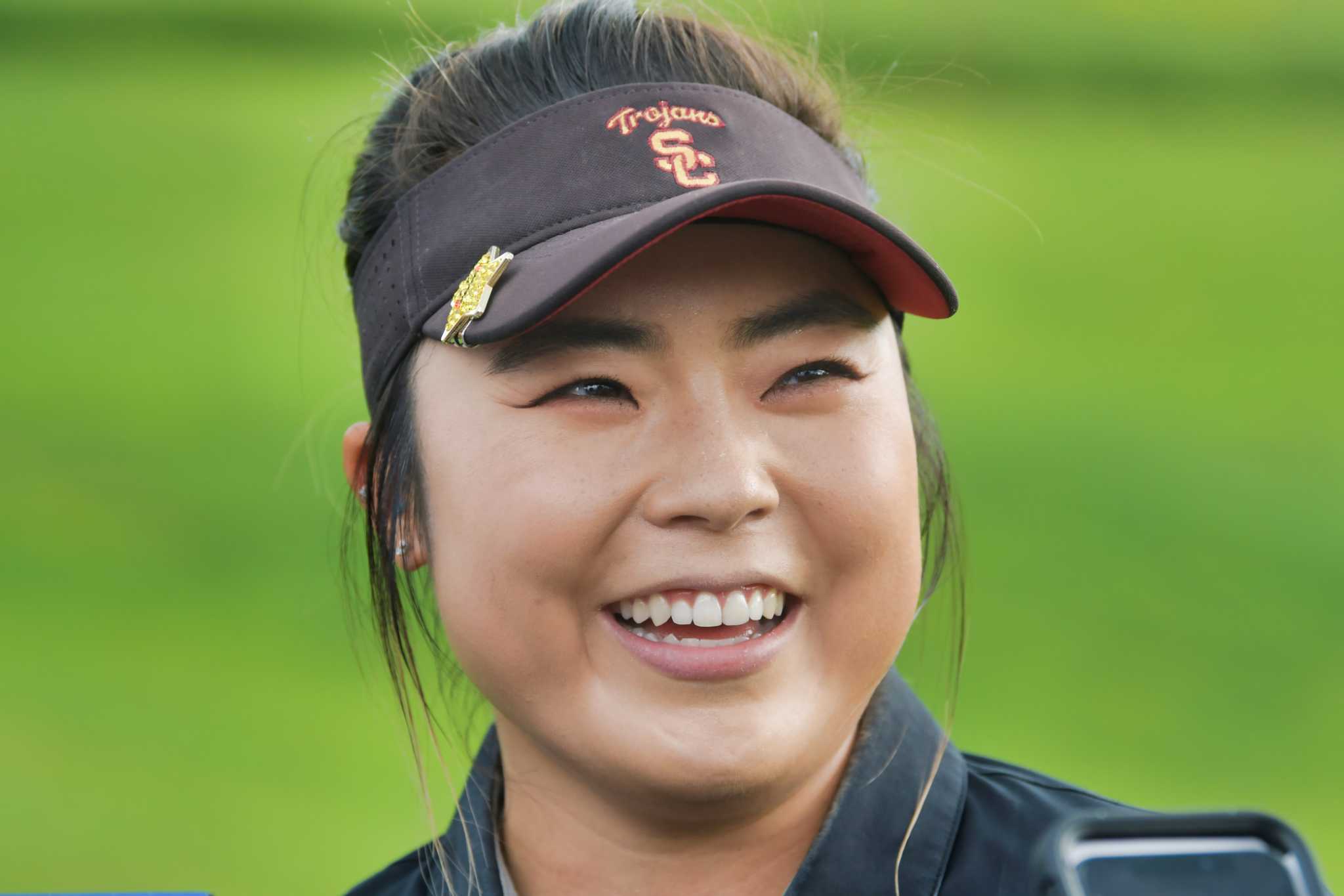 Robynn Ree weathers storm to win CDPHP Open