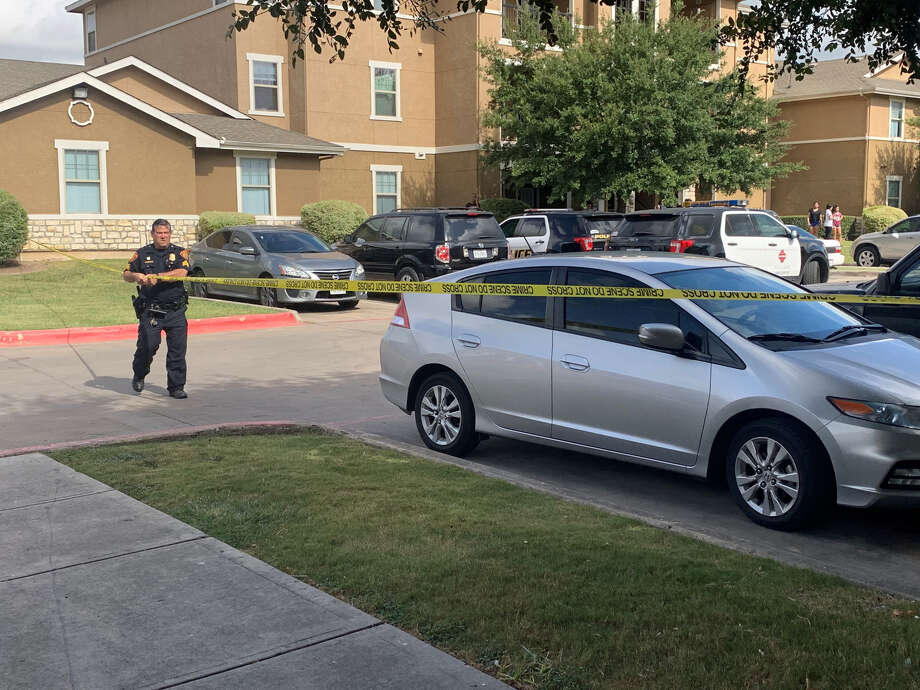 Update 1 Dead 1 Hospitalized In Shooting At West Side Apartment