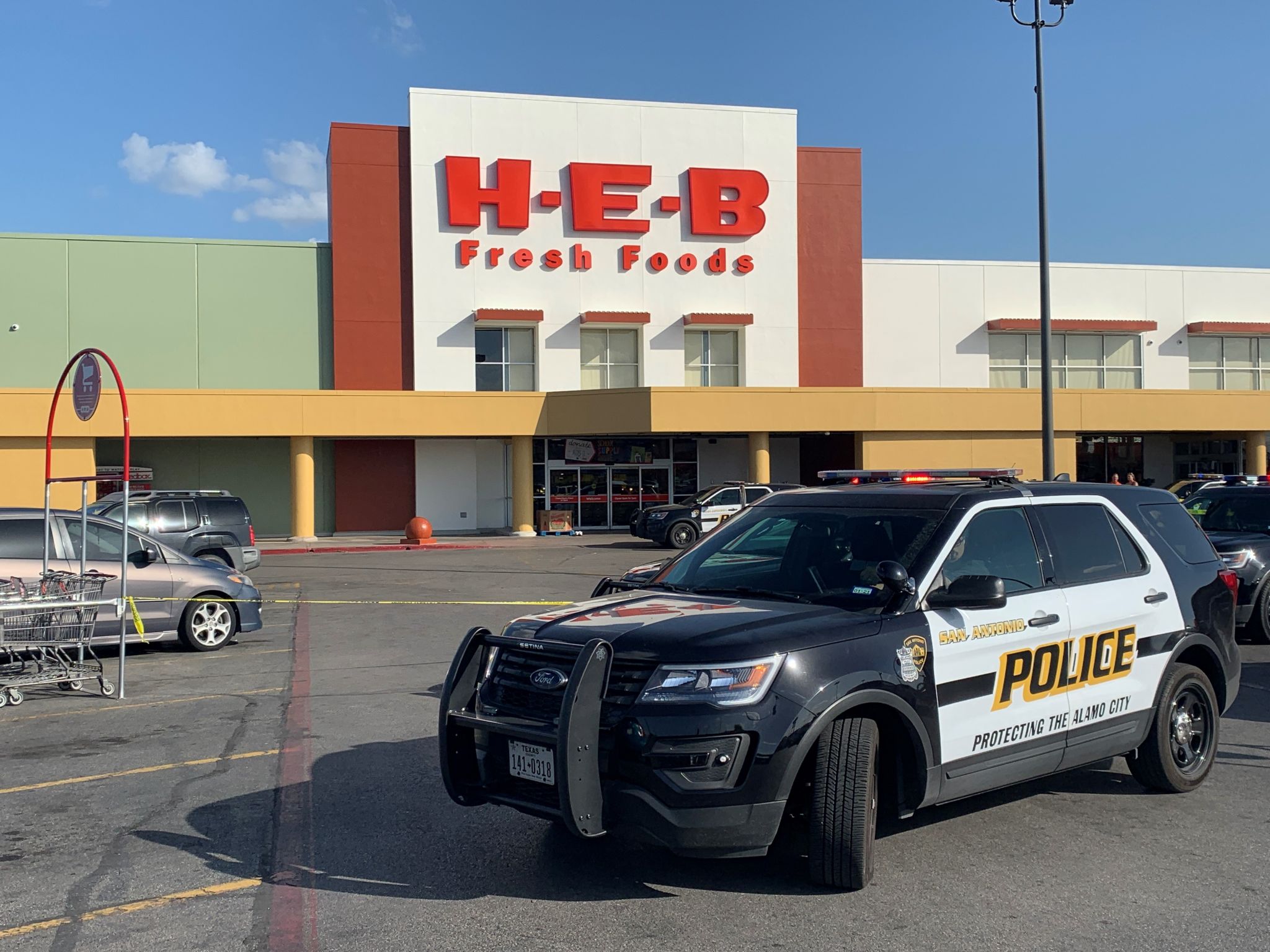 Man Shot In Northeast Side H E B Parking Lot