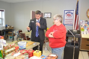 Senior center to hold potluck Sunday