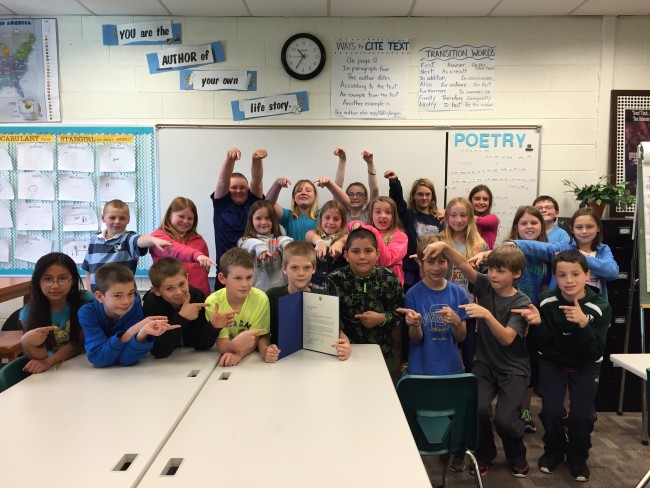 Onekama Students receive letter from Rep. Benishek