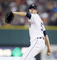 Fister dominates as Tigers roll