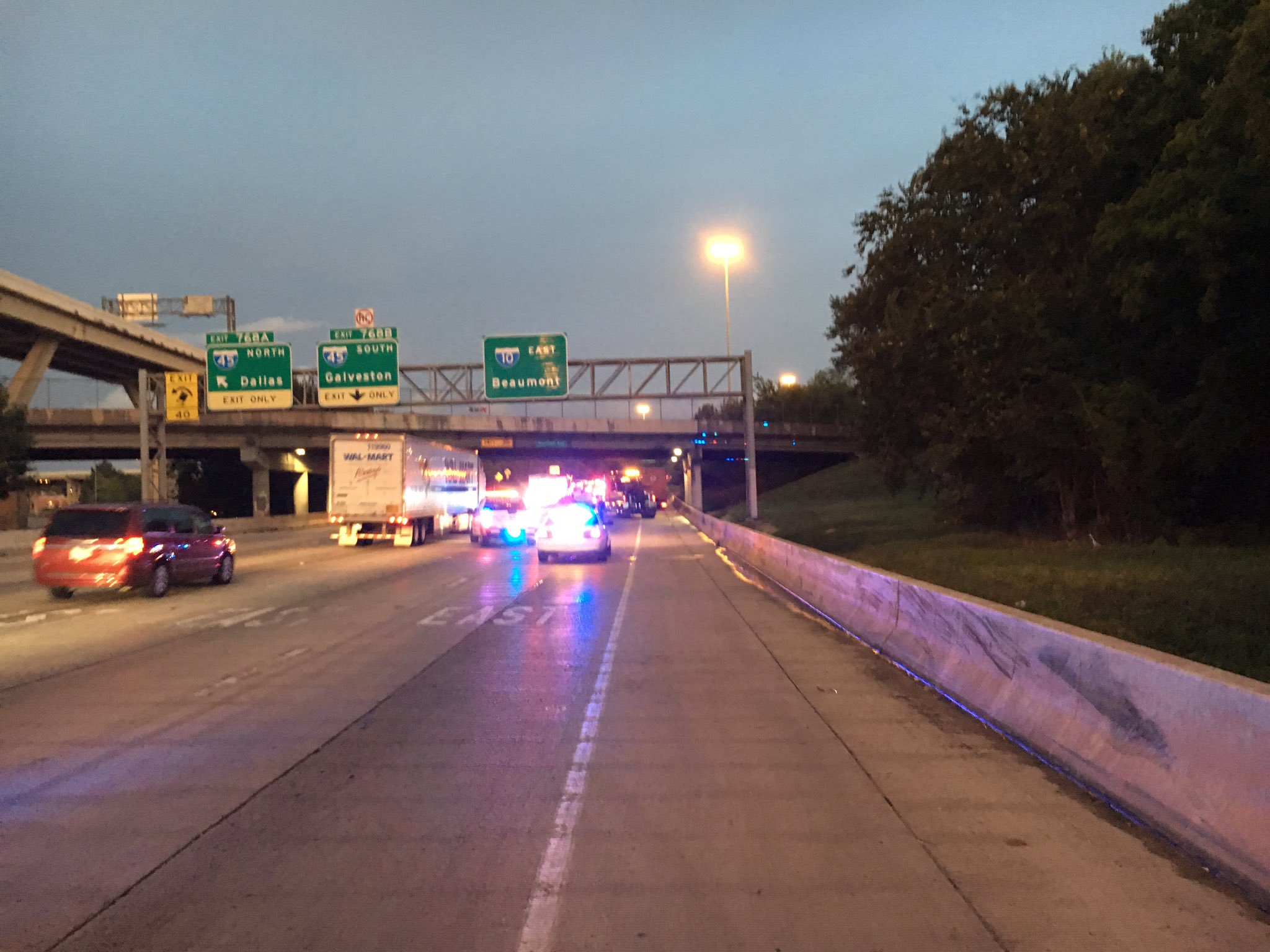 Houston Avenue bridge over I-10 once again struck by oversized load