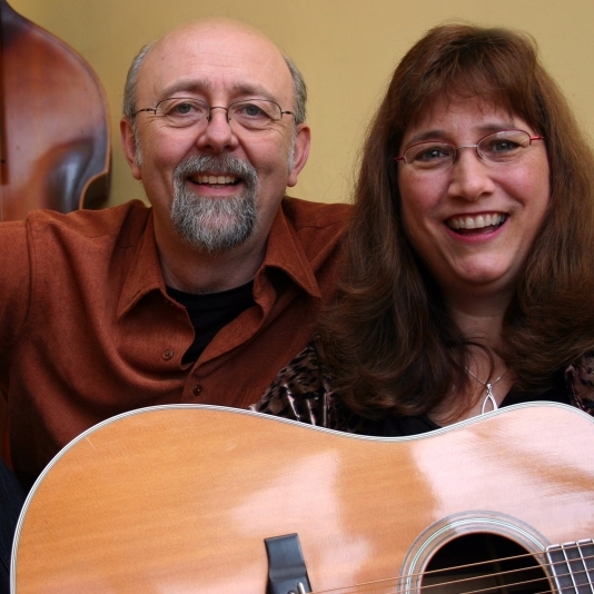 Duo brings folk sounds to Summer Sounds concert series