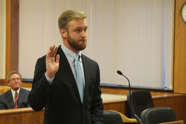 Jared Henry sworn in as attorney, practicing in Manistee, Frankfort