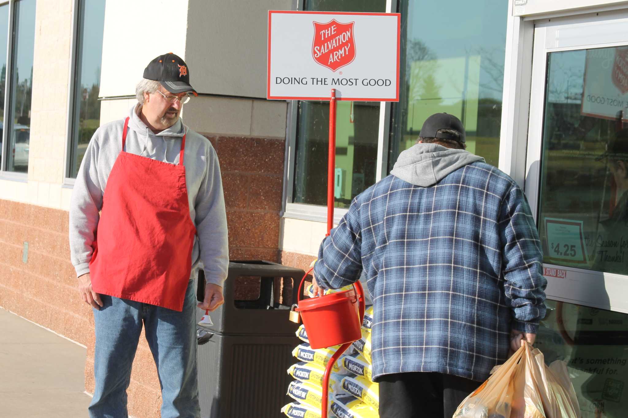 Salvation Army's Red Kettle season underway: Program still seeking ...