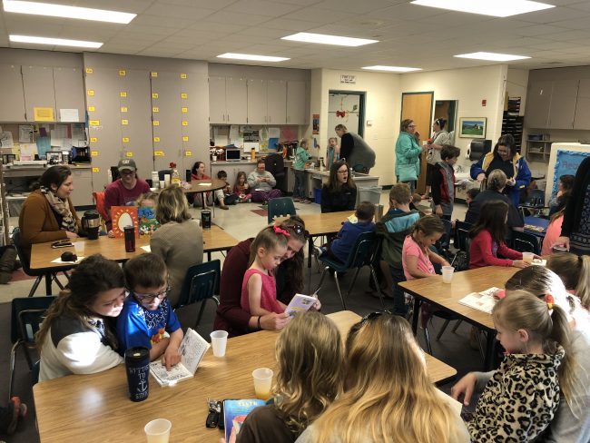 Onekama Consolidated Schools hosts “Muffins with Mom” event