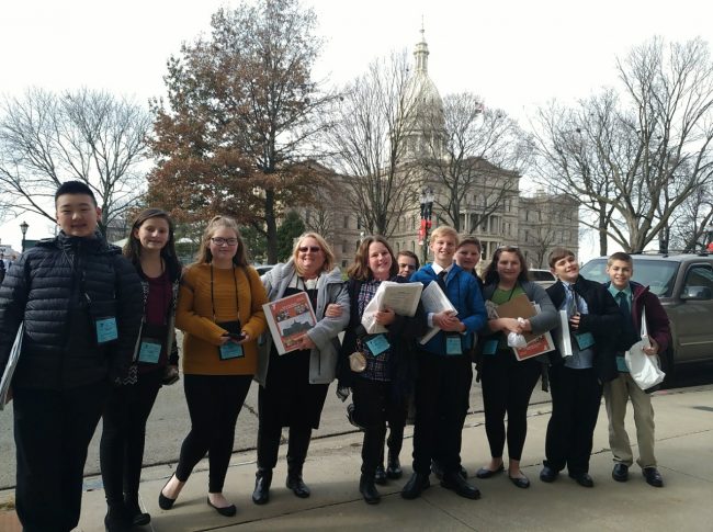 MAPS Middle School students see how government works