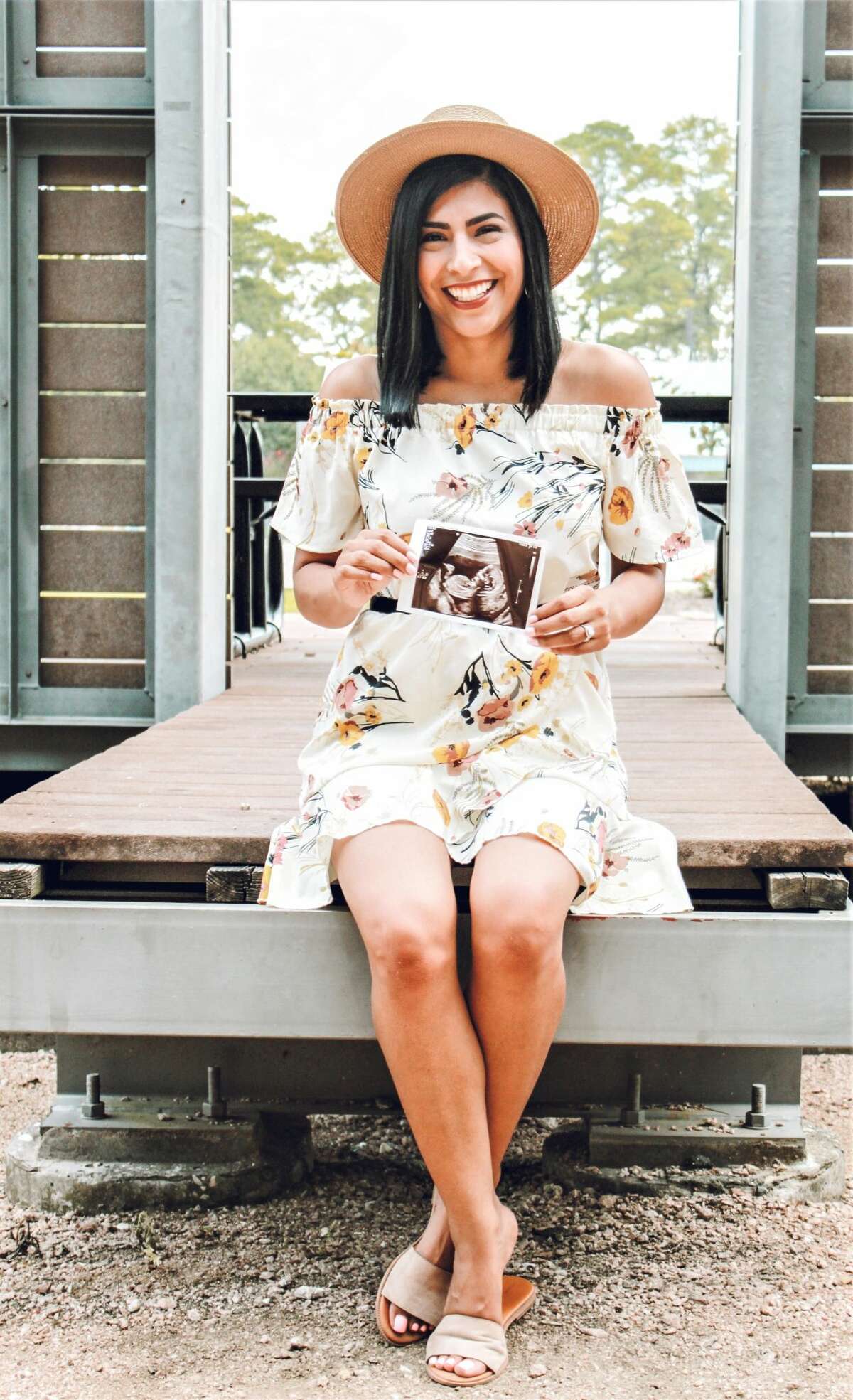KPRC reporter Cathy Hernandez announces pregnancy